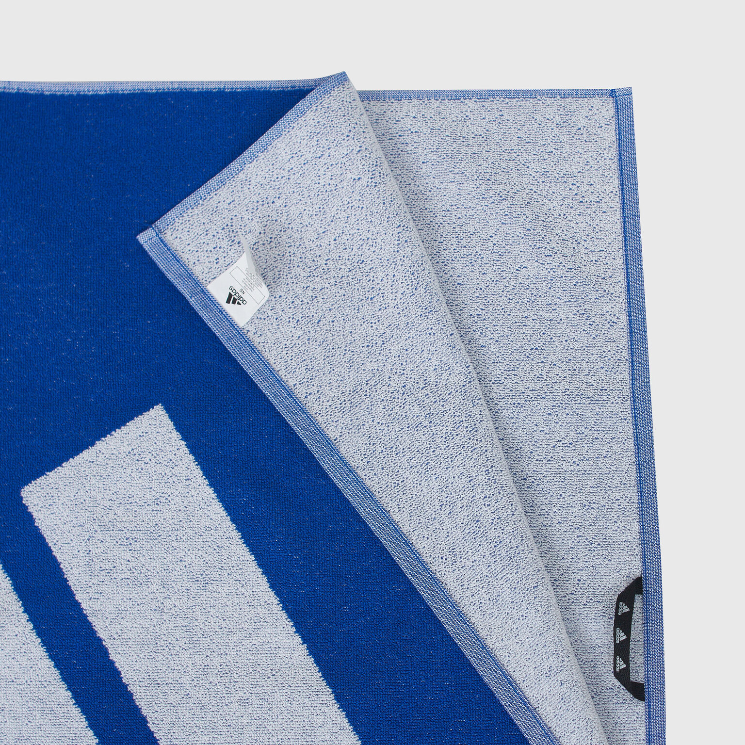 Полотенце Adidas Towel L FJ4772 — купить в интернет-магазине ...